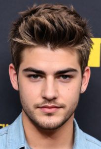 40 Best Haircuts for Men with Straight Hair (2024) – Lovelyish