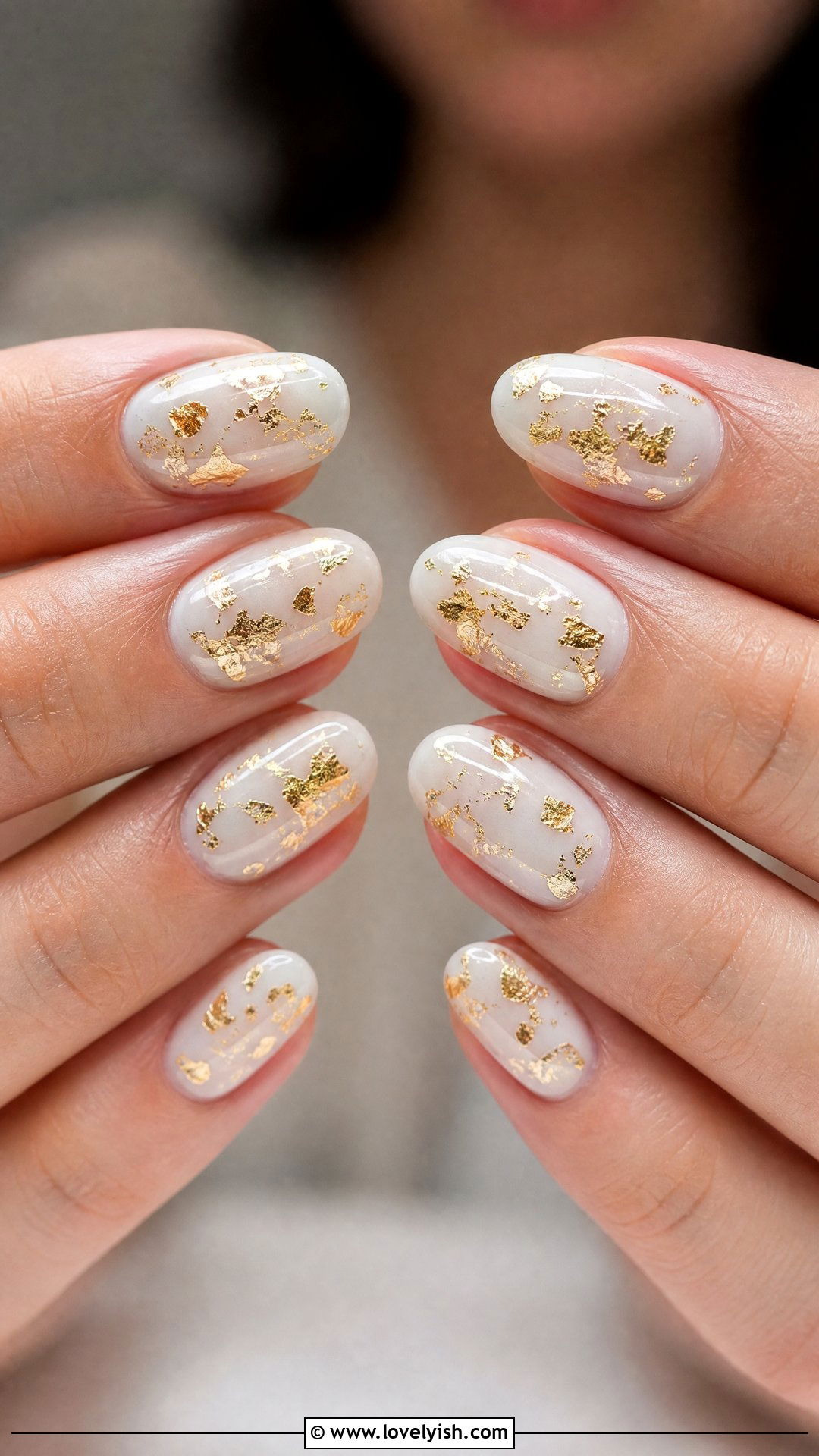 25 Glamorous Gold Nail Designs for a Luxe Look – Lovelyish