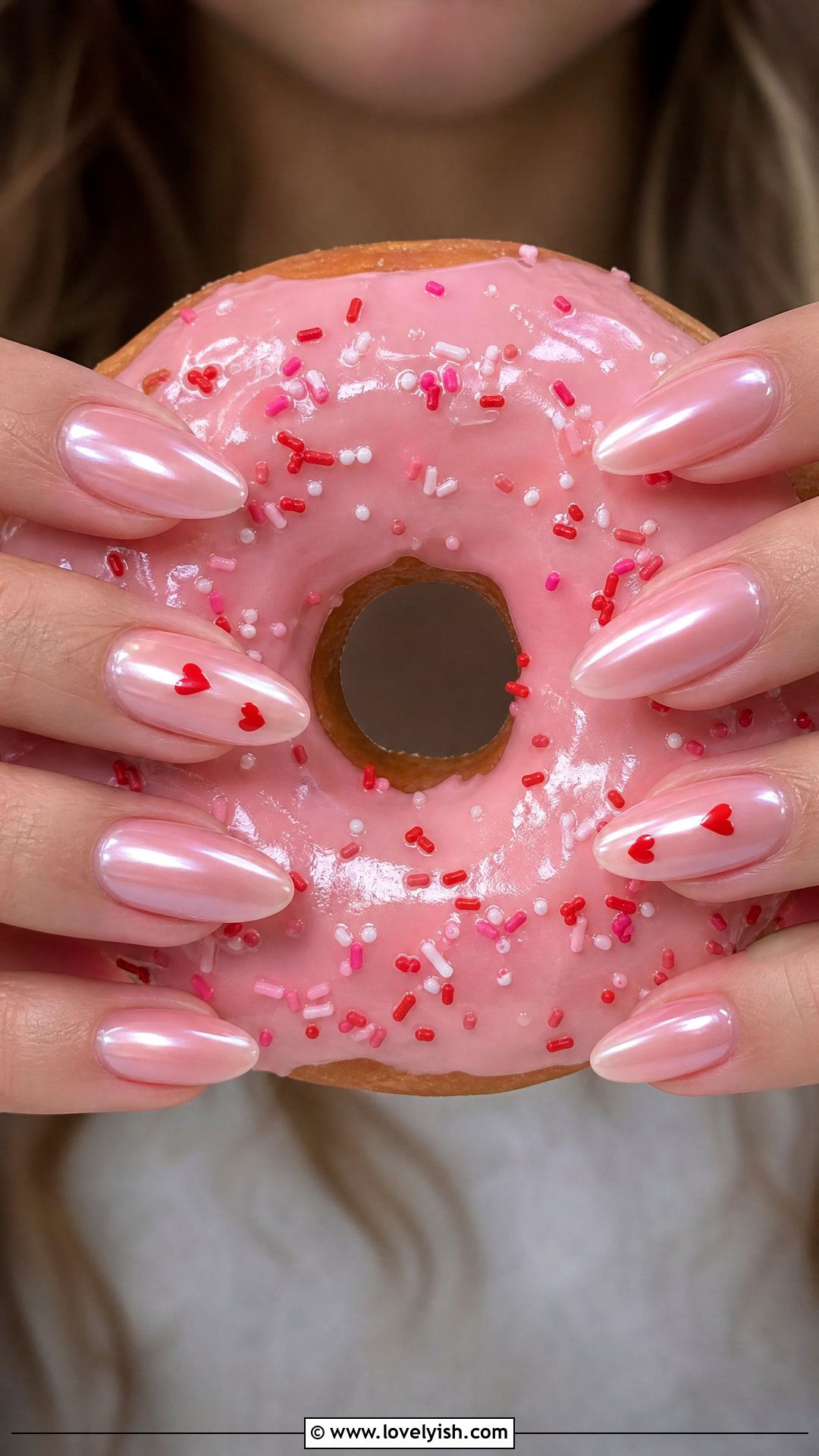 50 Red and Pink Nail Designs for a Chic Manicure – Lovelyish